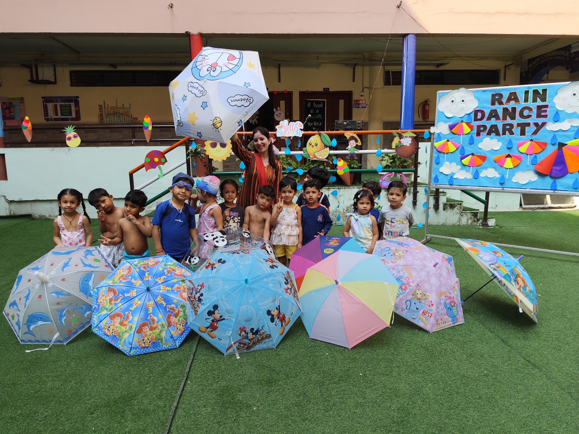 RAIN DANCE PARTY MONTESSORI -1 AND 2 || Maharaja Agarsain Public School ...